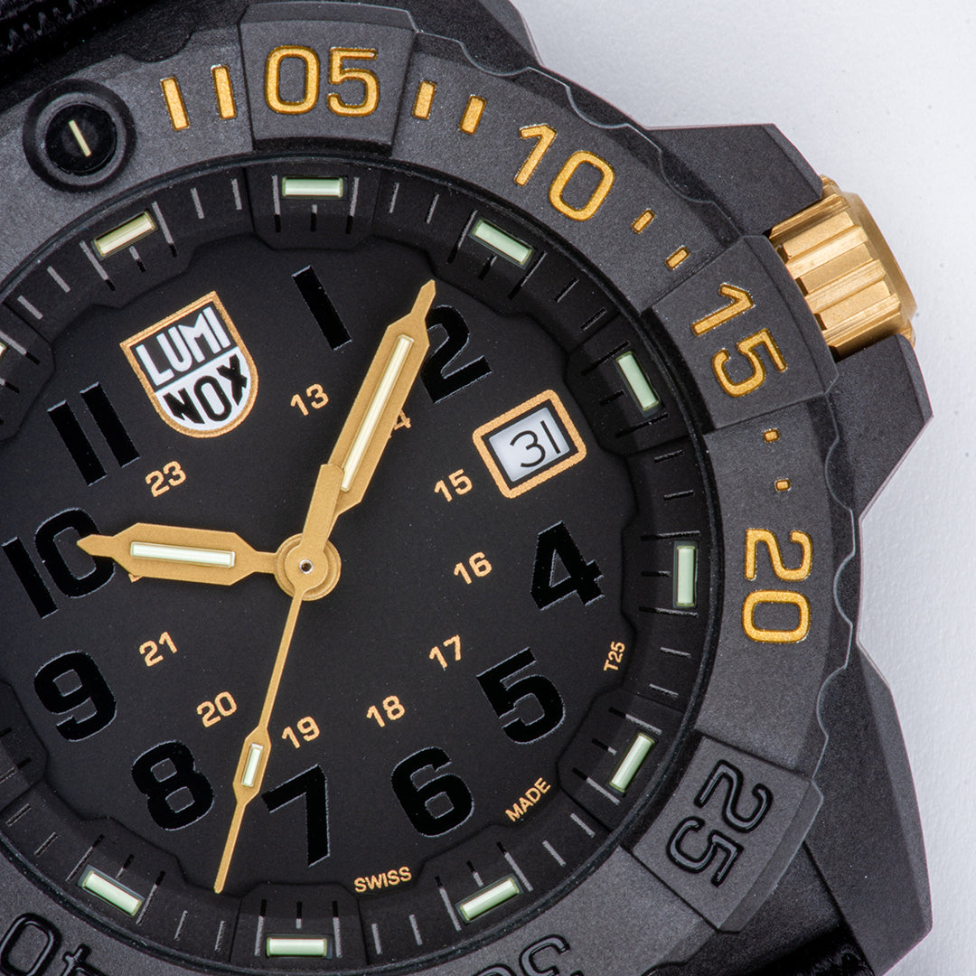 New Arrival Luminox NAVY SEAL 3500 Series Gold Edition – Luminox Indonesia